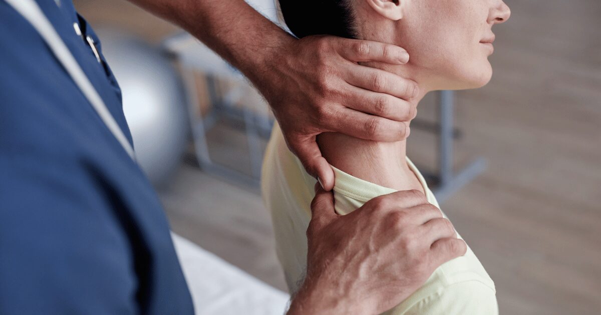 Pinched Nerve vs. Pulled Muscle: What’s Causing Your Pain?